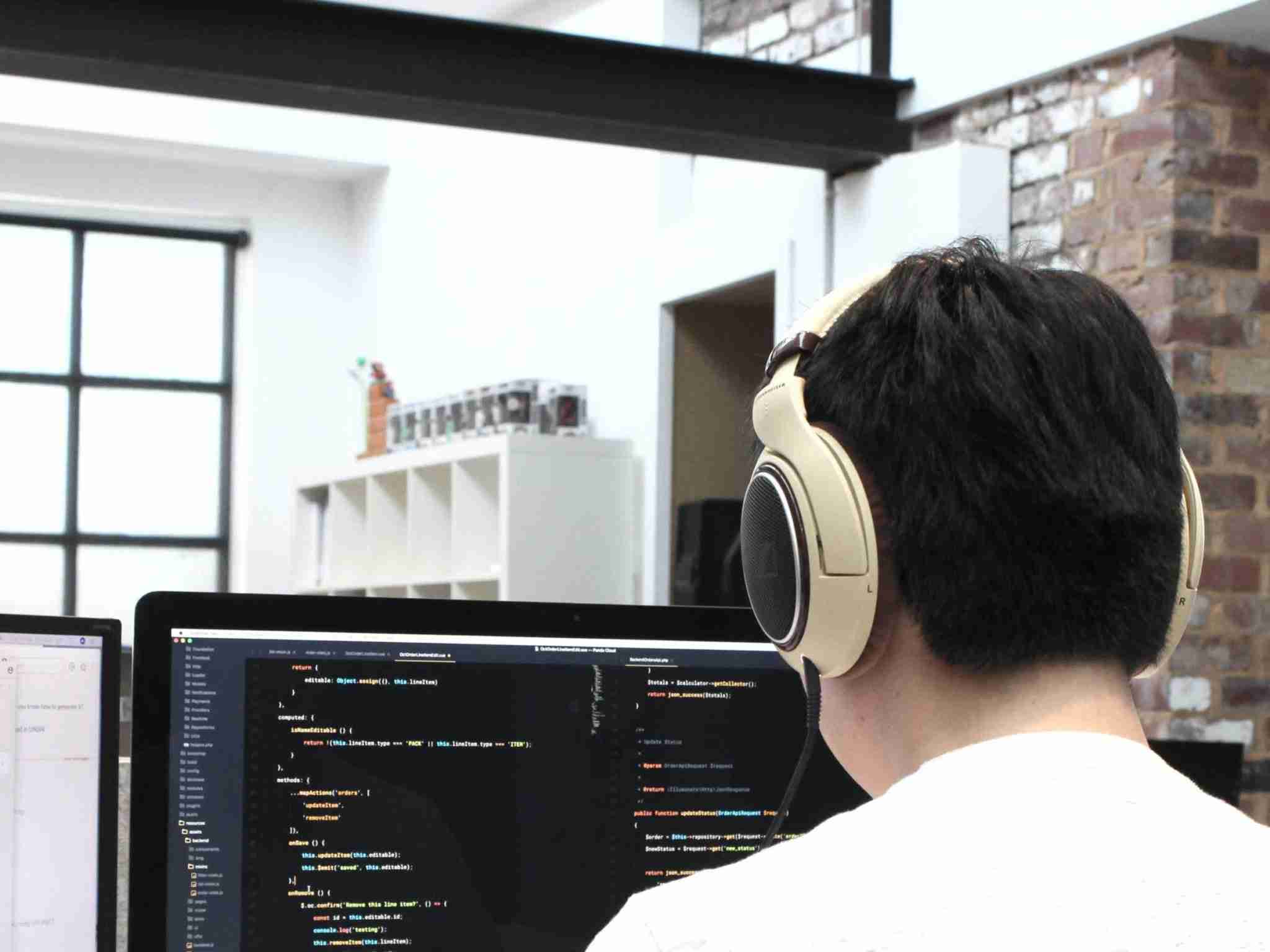 Top 10 Most Paid Gaming Related Jobs - Noobs2Pro